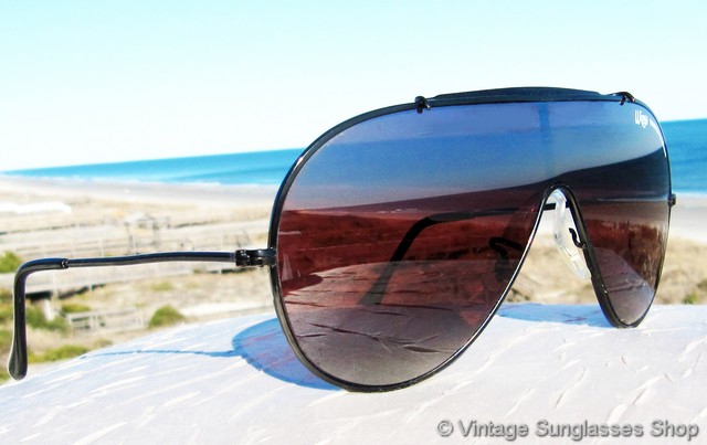 Bausch & Lomb Ray-Ban Wings Black General Rose Mirror Sunglasses