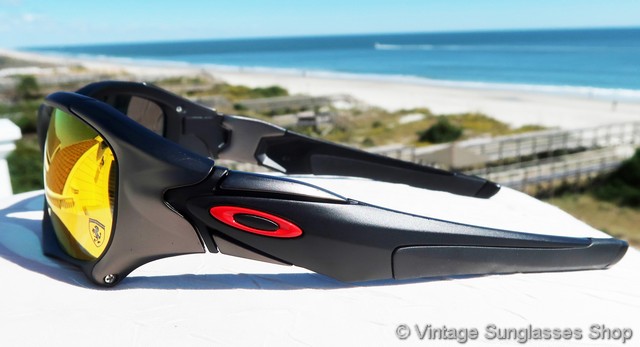 Oakley 009137-07 Pit Boss II Ruby Iridium Scuderia Ferrari Sunglasses