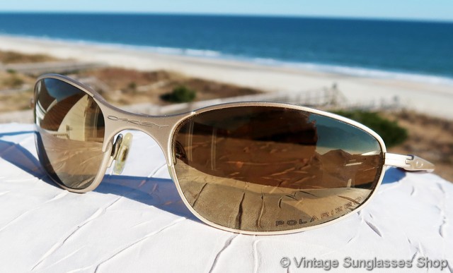 Vintage Oakley Sunglasses For Men and Women - Page 2