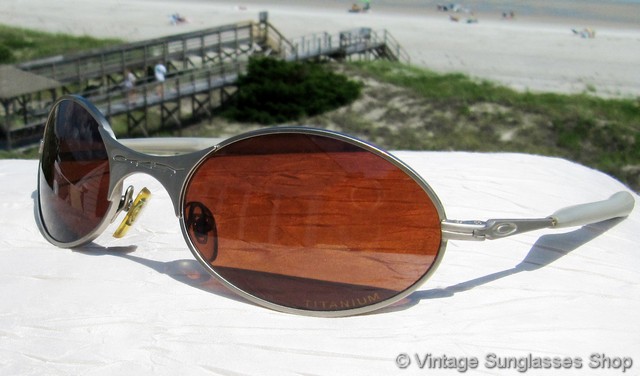 Oakley E Wire Titanium VR28 Sunglasses