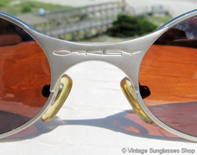 Oakley E Wire Titanium VR28 Sunglasses