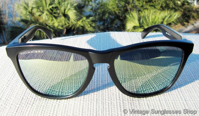 Oakley Frogkins Emerald Iridium Polarized Sunglasses