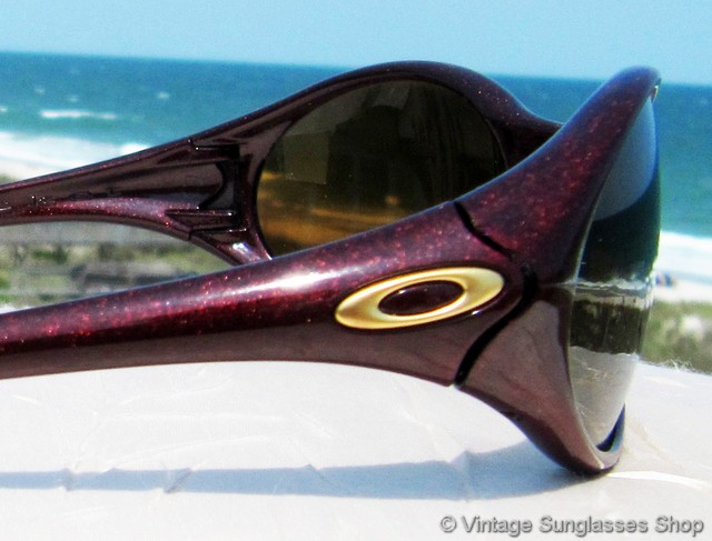 Vintage Oakley Sunglasses For Men and Women - Page 7