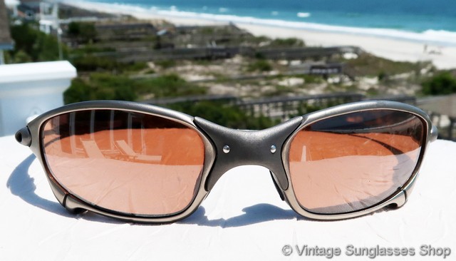 Oakley Juliet TiO2 Titanium VR28 Sunglasses