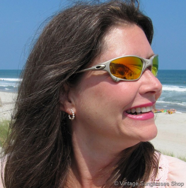 Vintage Oakley Sunglasses For Men and Women