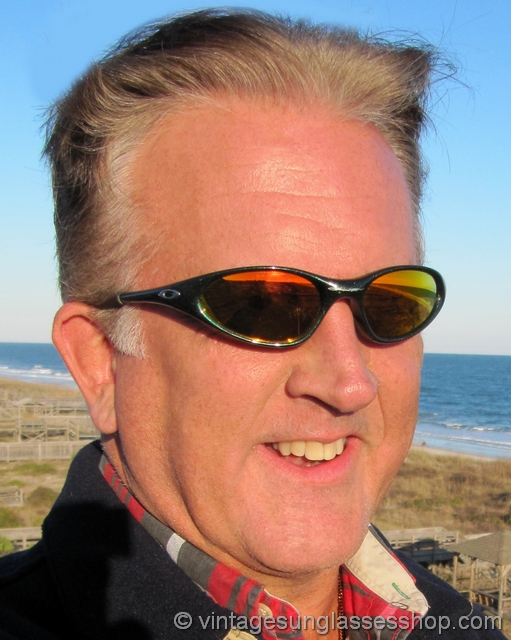 Oakley Minute Green Glitter Ruby Iridium Sunglasses