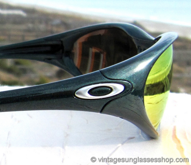 Vintage Oakley Sunglasses For Men and Women - Page 4