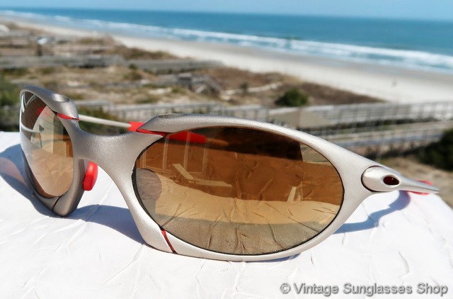 Oakley Romeo 1.0 Titanium Gold Iridium Sunglasses