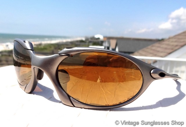 Oakley Romeo 1.0 Titanium Gold Iridium Sunglasses