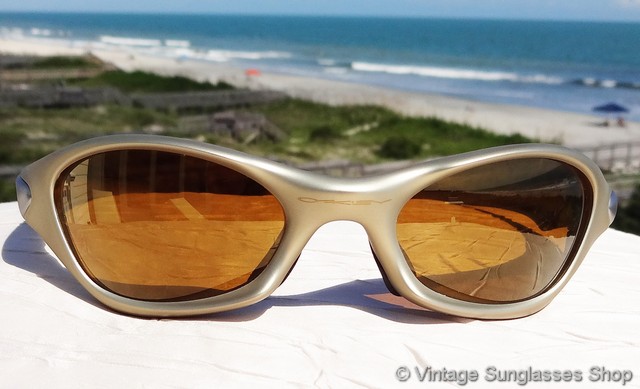 Vintage Oakley Sunglasses For Men and Women - Page 8