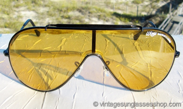 Bausch & Lomb Ray-Ban Wings Ambermatic Black General Sunglasses