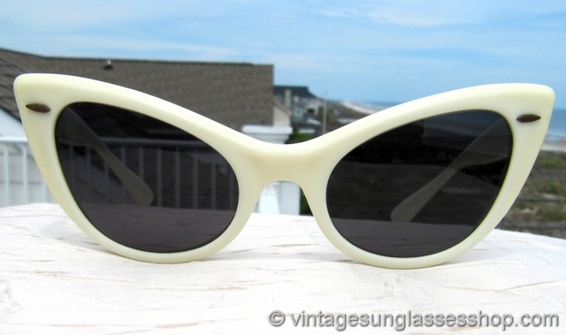 Ray-Ban Cream Lisbon Sunglasses