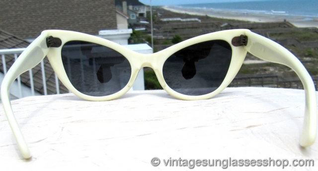 Ray-Ban Cream Lisbon Sunglasses