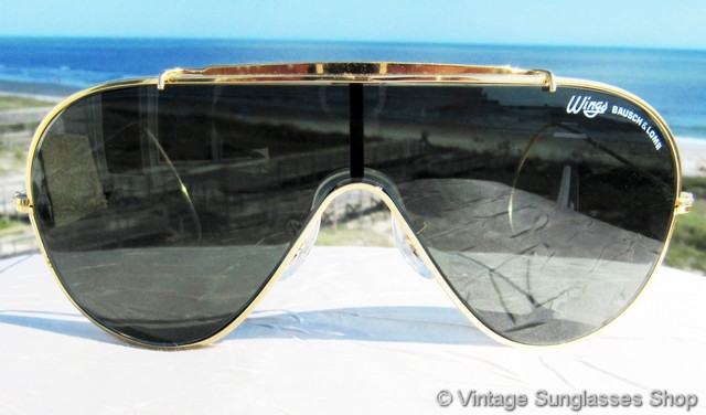Ray-Ban Wings Gold Outdoorsman Sunglasses