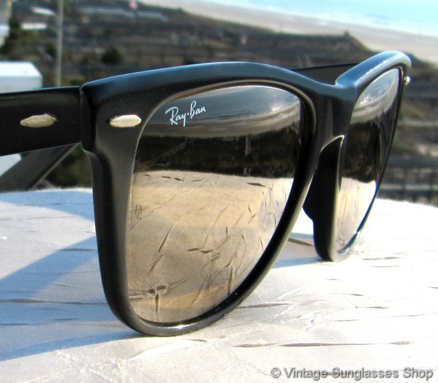 Ray-Ban Wayfarer Mirrored Ambermatic Sunglasses