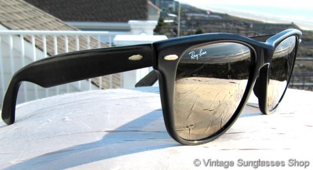 Ray-Ban Wayfarer Mirrored Ambermatic Sunglasses