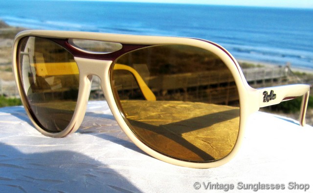 Vintage Ray-Ban Sunglasses For Men and Women - Page 74