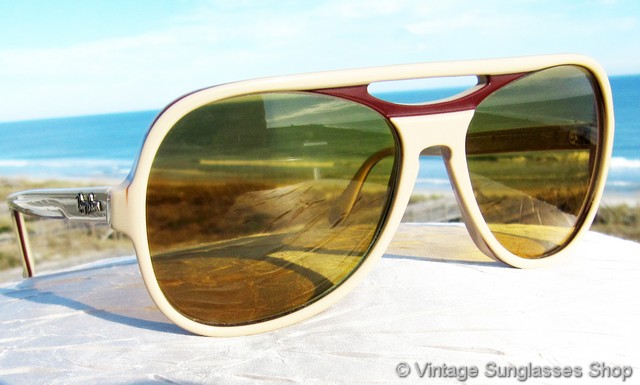 Vintage Ray-Ban Sunglasses For Men and Women - Page 74