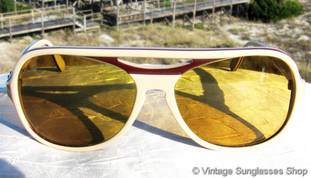 Vintage Ray-Ban Sunglasses For Men and Women - Page 74