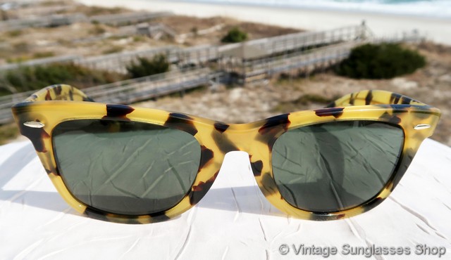 Ray-Ban W0893 Wayfarer II Yellow Tortoise Shell Sunglasses