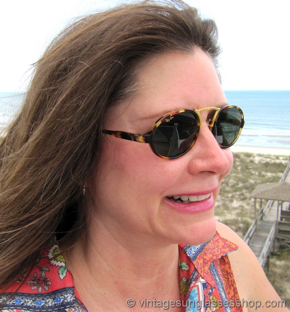 Vintage Sunglasses For Men and Women - Page 127