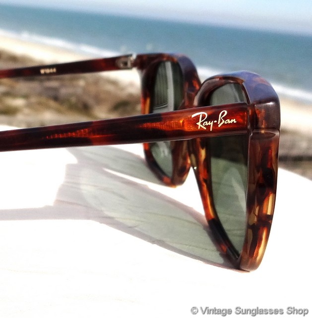 Ray-Ban W1944 Traditionals Sunglasses