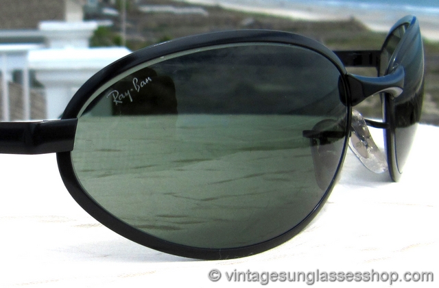 Vintage Ray-Ban Sunglasses For Men and Women - Page 56