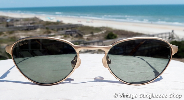 Vintage Ray-Ban Sunglasses For Men and Women - Page 20