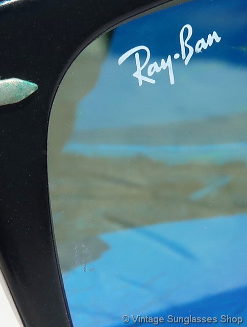 Ray-Ban Wayfarer Blue Mirror Sunglasses