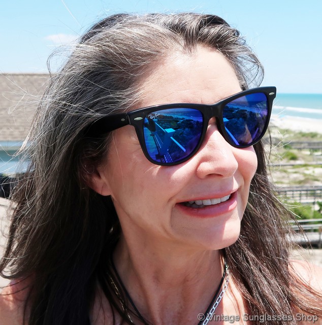 Ray-Ban Wayfarer Blue Mirror Sunglasses