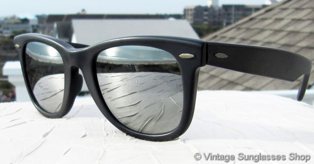 Ray-Ban Wayfarer Matte Black G-31 Mirrored Sunglasses