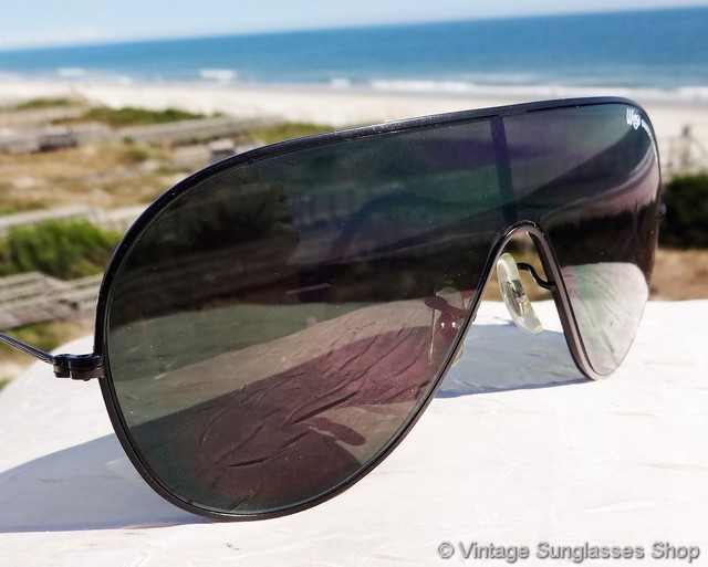 Bausch & Lomb Ray-Ban Wings Black Chrome Sunglasses
