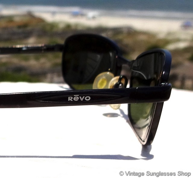 Revo 3040 001 Green Mirror Sunglasses