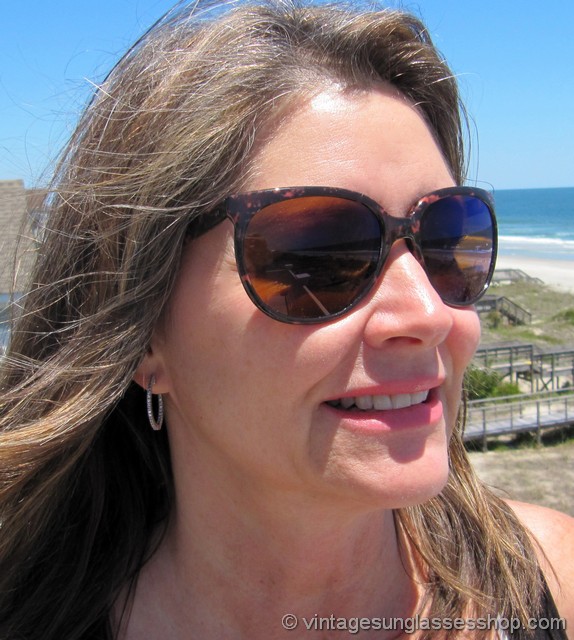 Revo 850 Grand Classic Red Tortoise Sunglasses