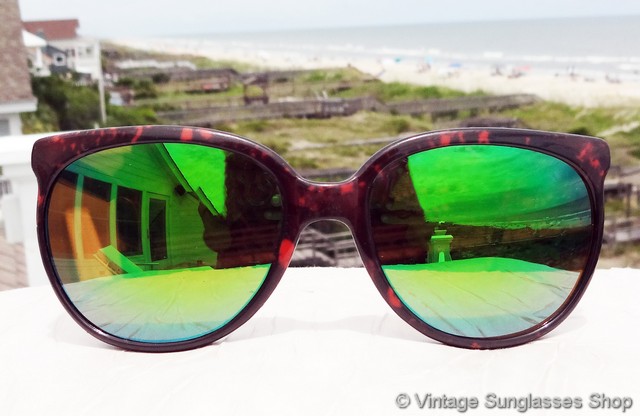Revo 850 Grand Classic Red Tortoise Green Mirror Sunglasses