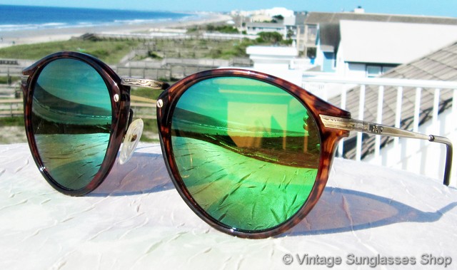 Revo 974 008 Green Mirror Sunglasses