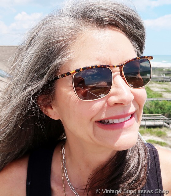 Vintage Sunglasses For Men and Women - Page 380